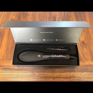 DNA | Accessories | New Dna Straightening Brush Black Edition | Poshmark